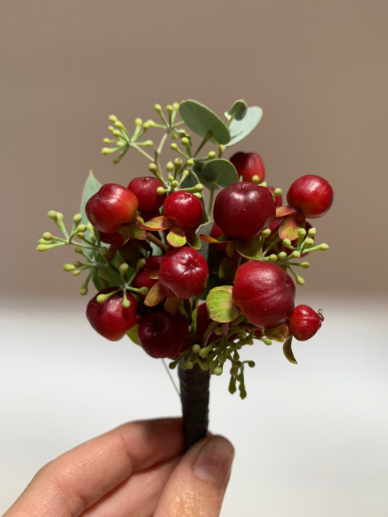 Boutonniere – Bills House of Flowers