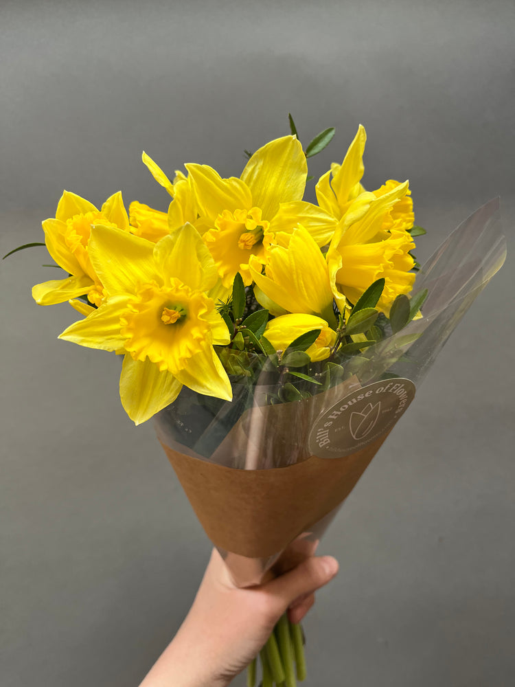 Saskatoon's Best Florist | Flower Delivery by Bill's House of Flowers ...